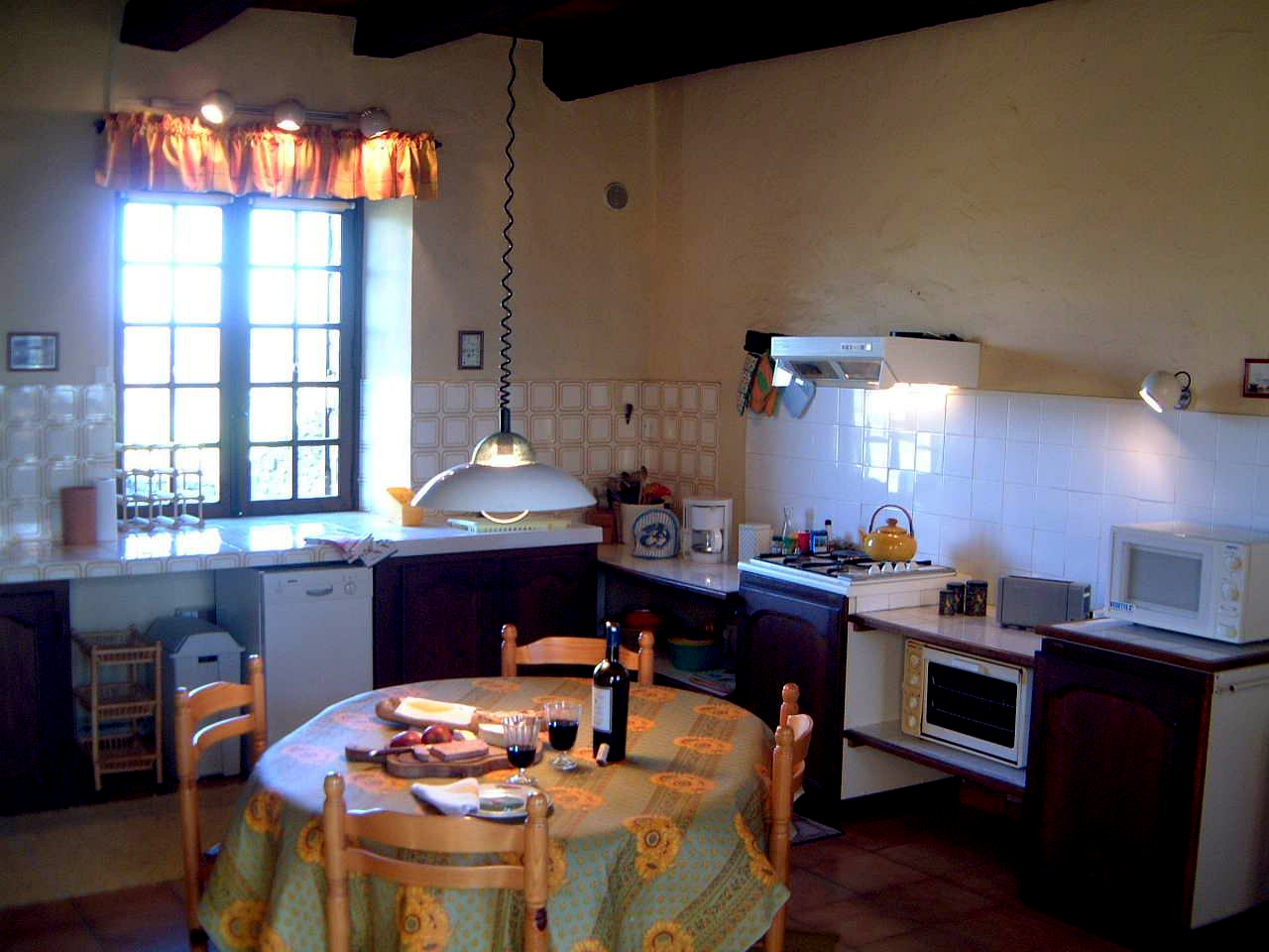berg-kitchen - Anne-Claire Immobilier Dordogne